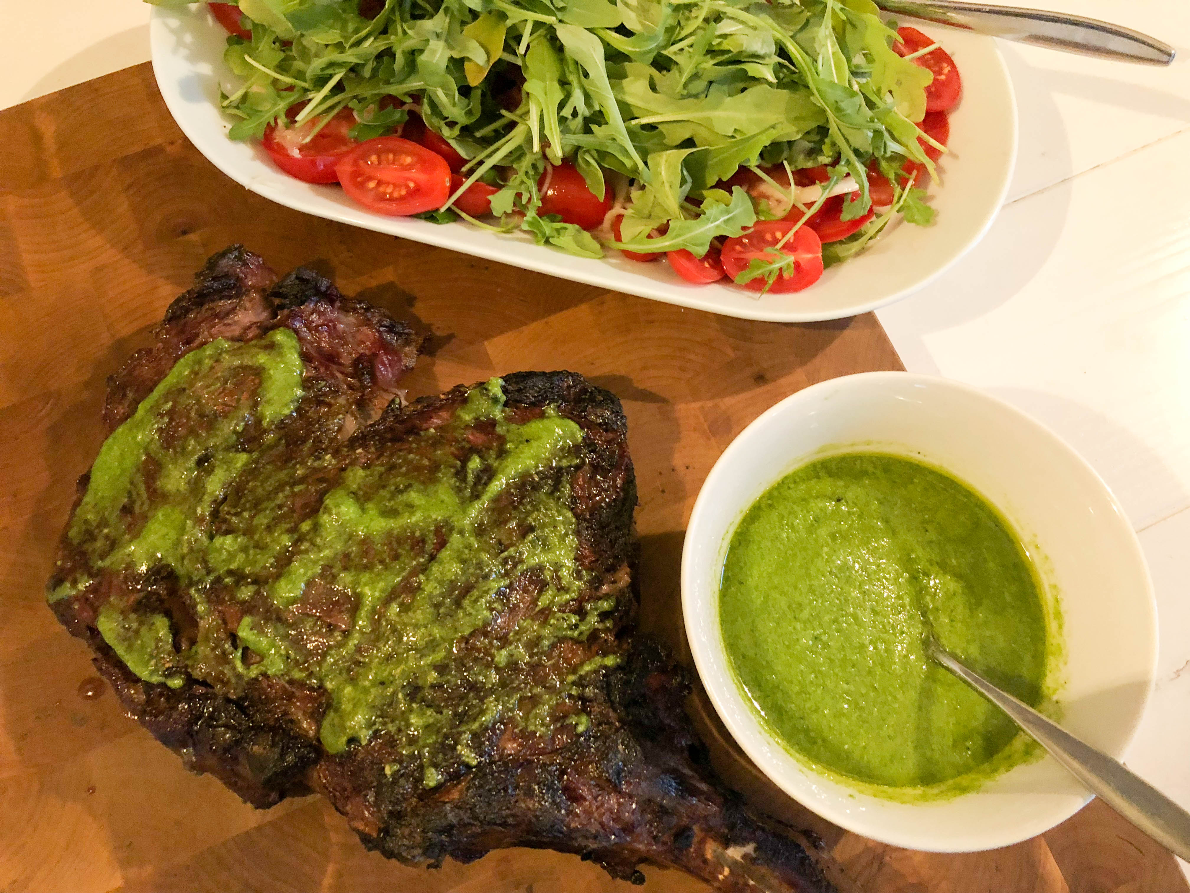 Toscanalainen tomahawk ja tomaatti-rucolasalaatti – Parempaa kuin ihan ...